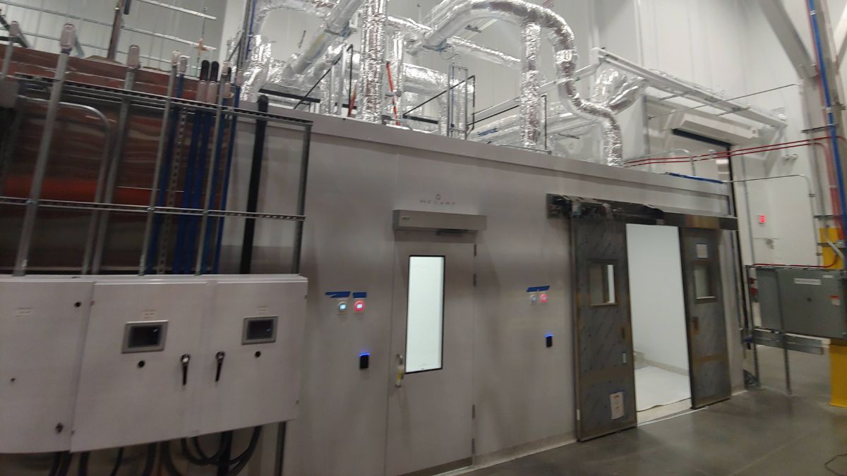 ISO 8 Packaging Room for a Biopharma CDMO | MECART